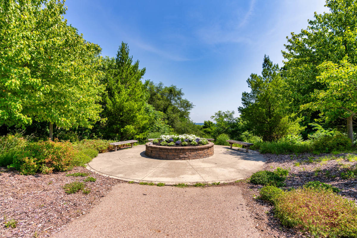 Crahen Valley Park Nature Trail - Grand Rapids MI, 49525