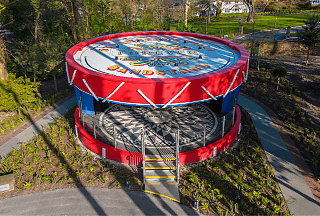 strawberry fields circus