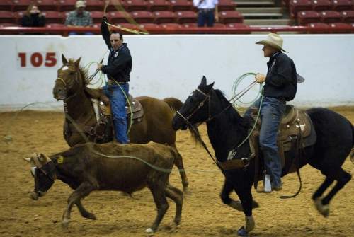 Home [arena.raisingcanesrivercenter.com]