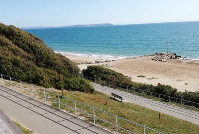 highcliffe cliffhanger