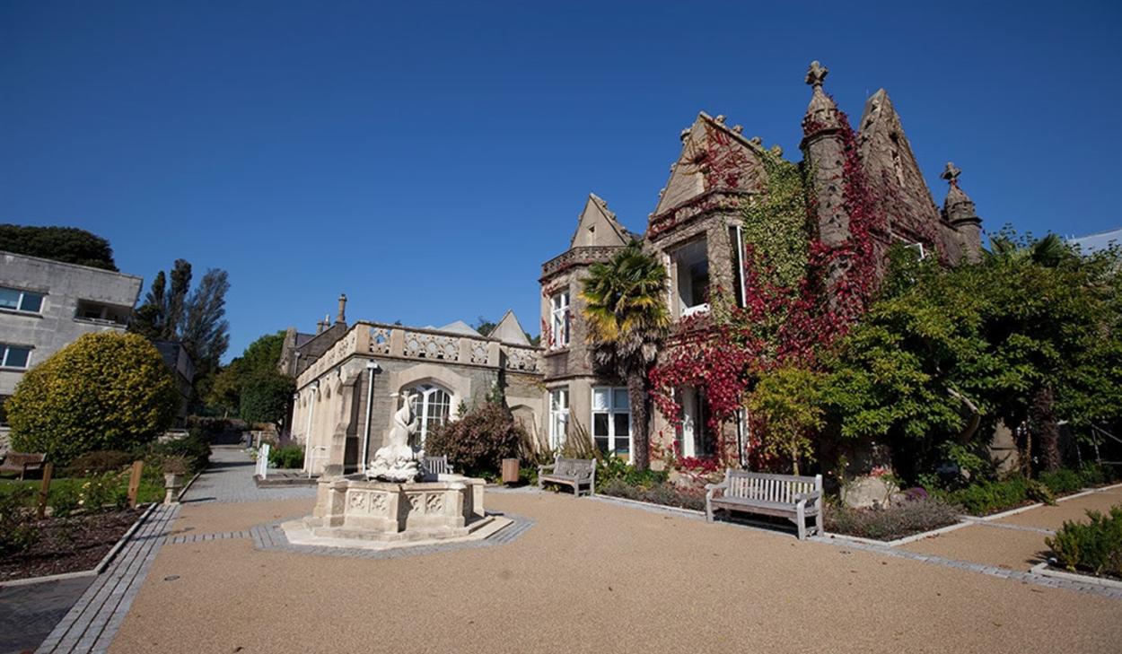 taliesin singleton campus