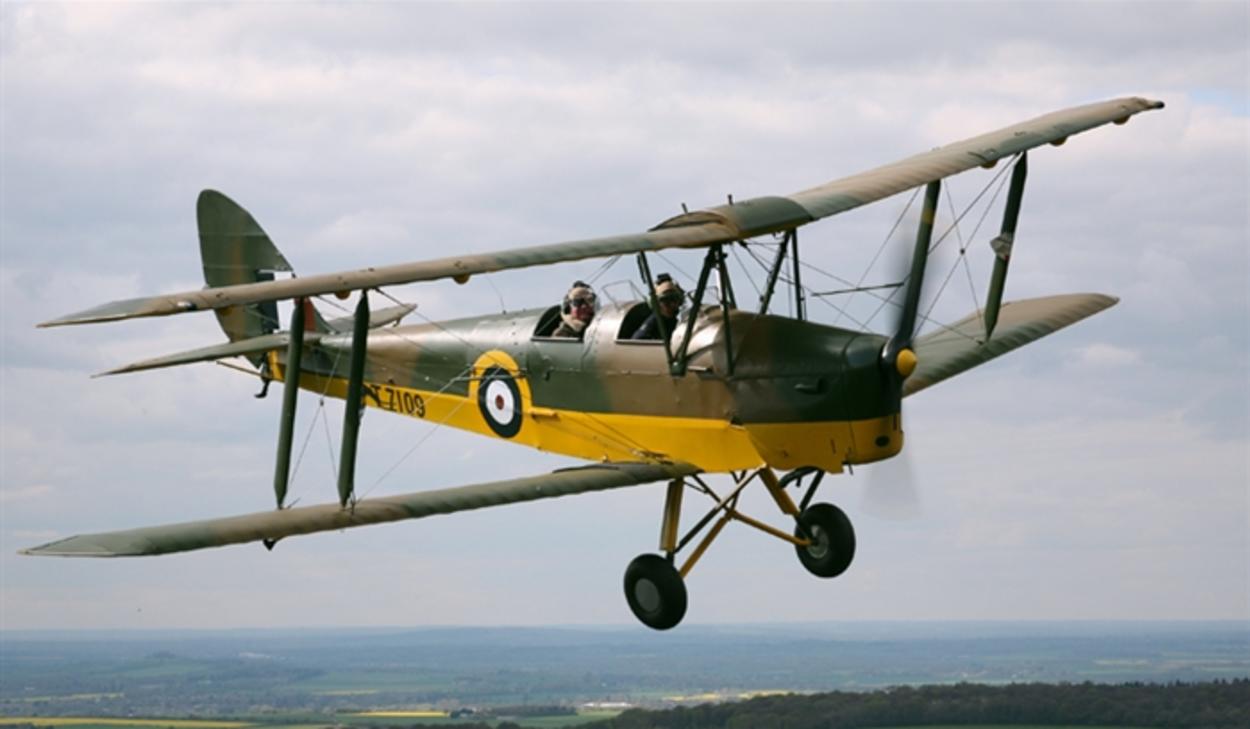 biplane flying experience