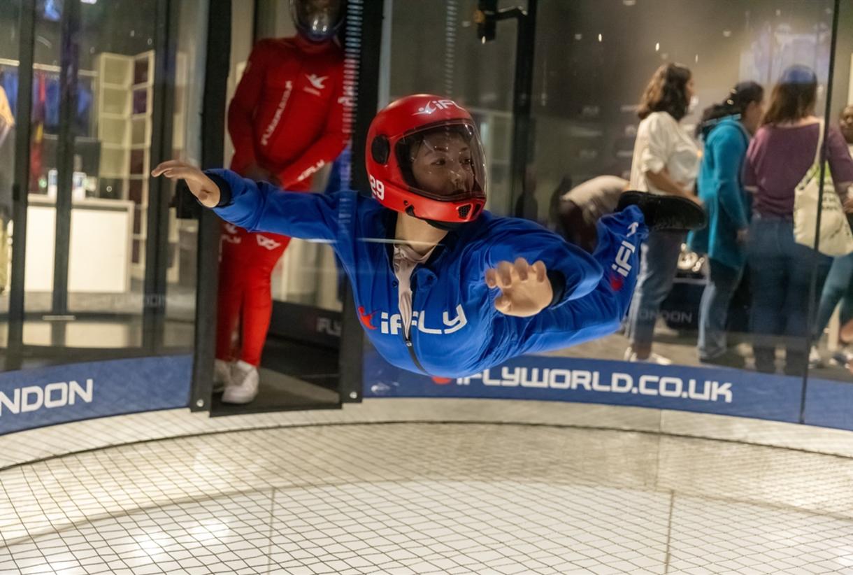 inside skydiving manchester