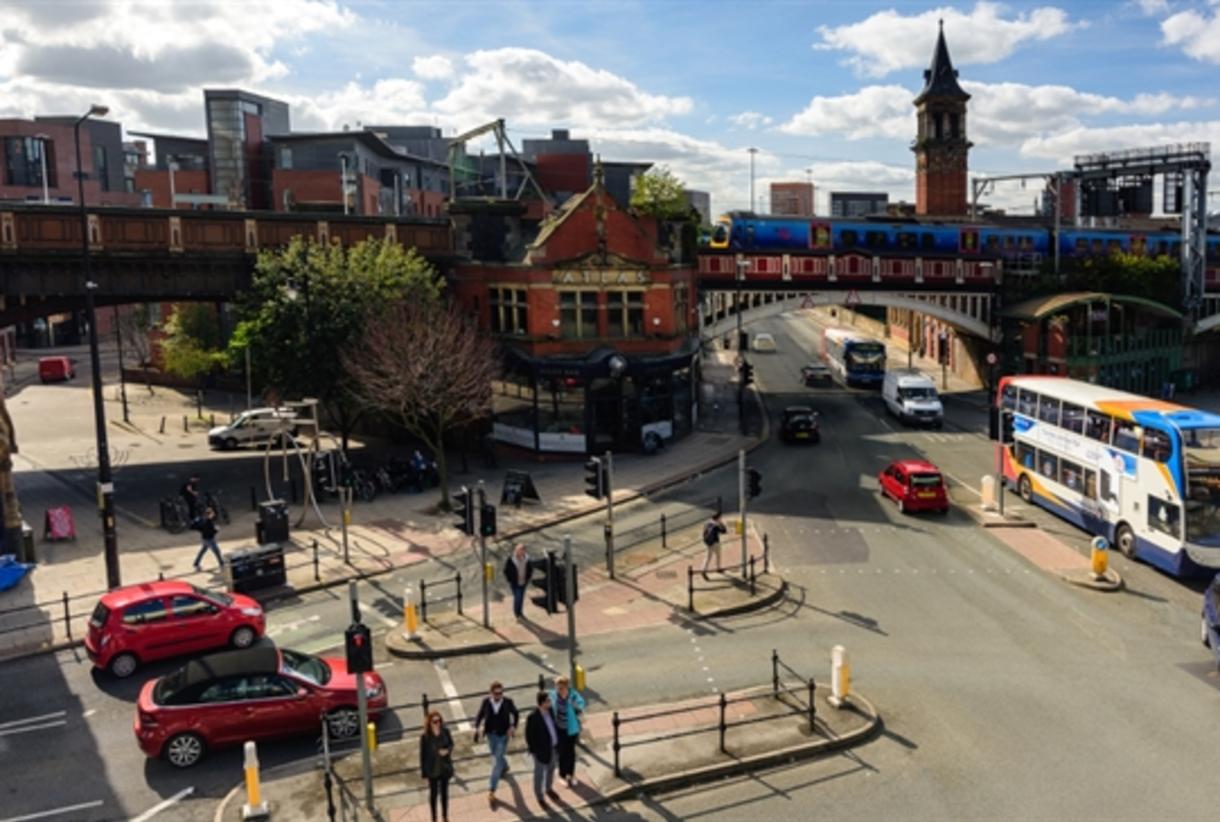 can you drive down deansgate manchester