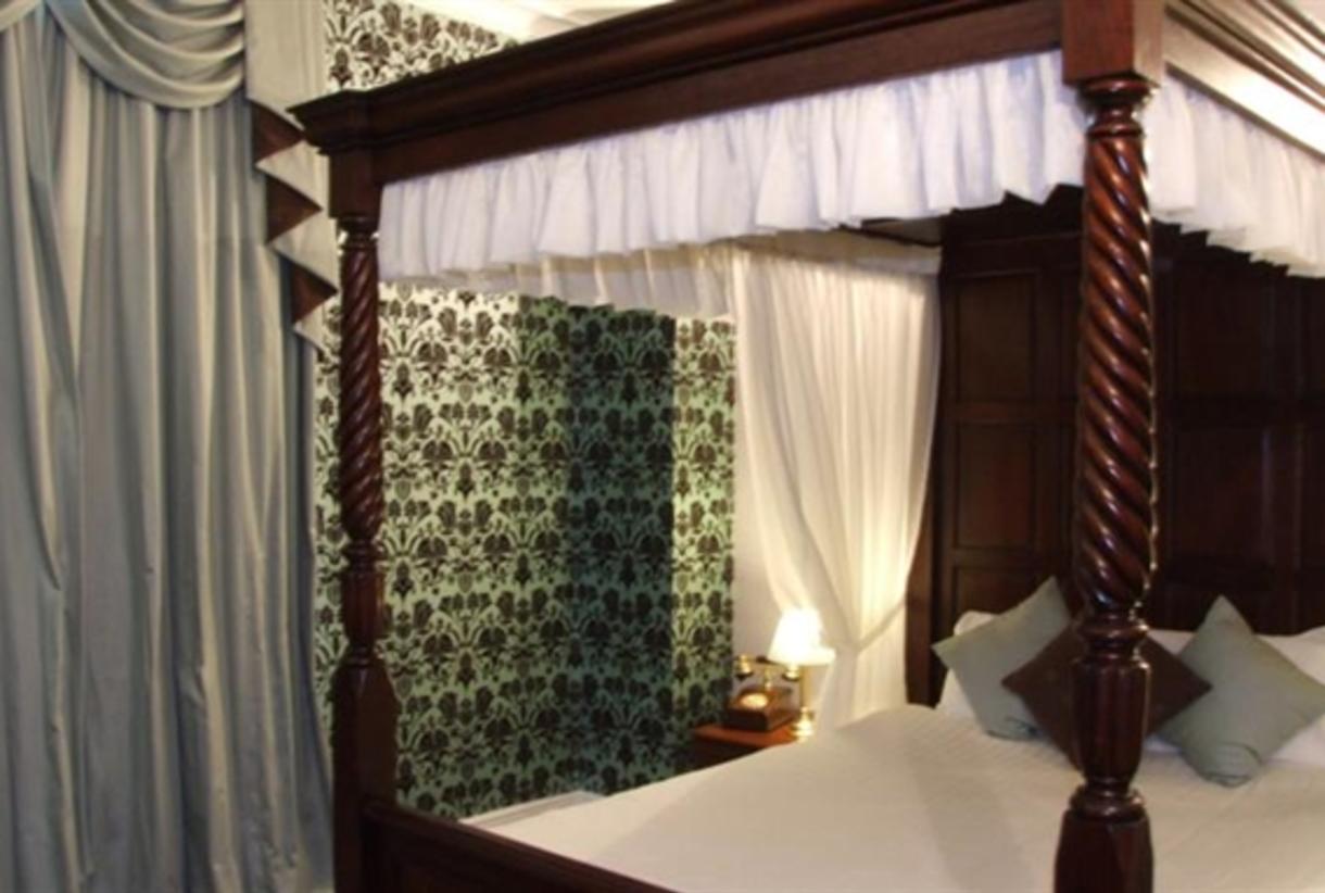 Ely House Hotel