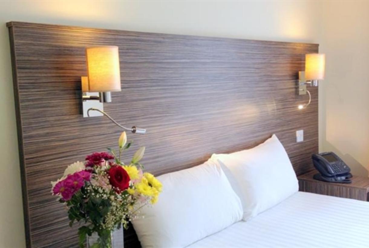 Ely House Hotel
