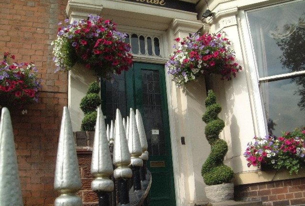 Ely House Hotel