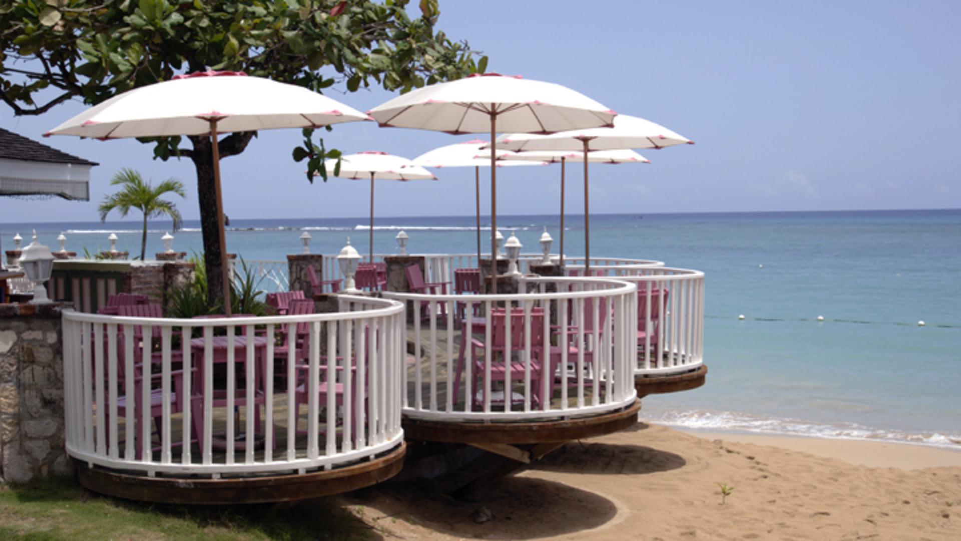 Shaw Park Beach Resort