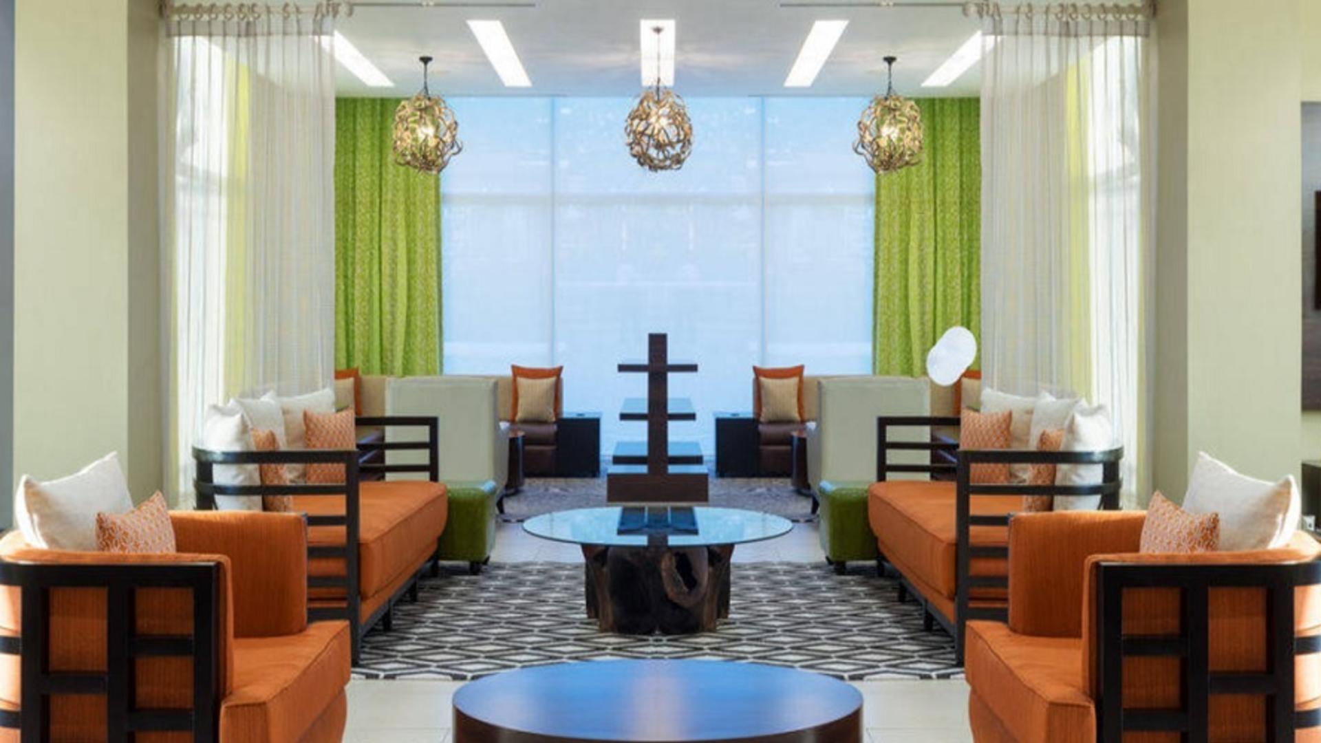 Courtyard By Marriott