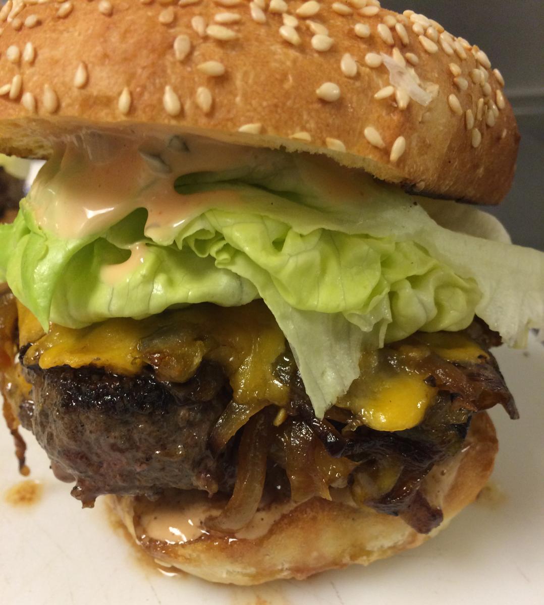 Green Chile Cheeseburger Smackdown Social Media Crawl