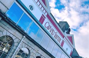 swansea grand theatre parking