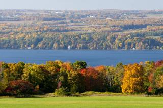 Fall Foliage Adventure in the Finger Lakes | Fall Leaf Peeper