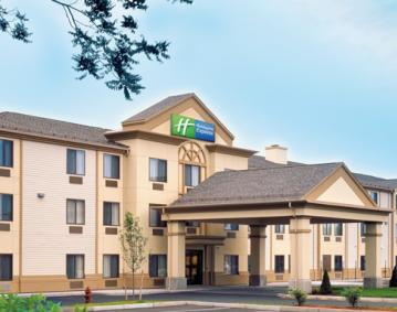 Holiday Inn Express | Middletown, RI | Discover Newport