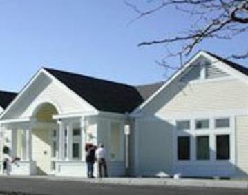 Middletown Public Library | Middletown, RI | Discover Newport