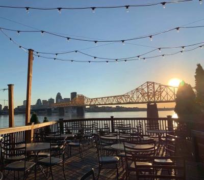 Southern Indiana Dining I Picnics & Patios