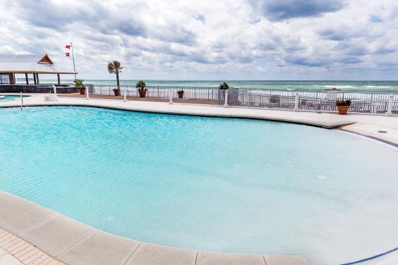 Holiday Inn Express & Suites | Panama City Beach, FL 32407