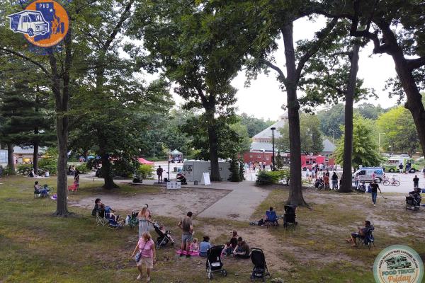 Roger Williams Park Zoo & Carousel Village