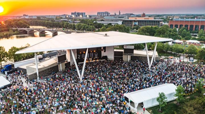 Sunset Amphitheater - Page 18