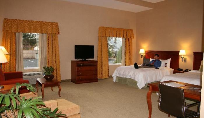 Hampton Inn & Suites Poughkeepsie | Poughkeepsie, NY 12601