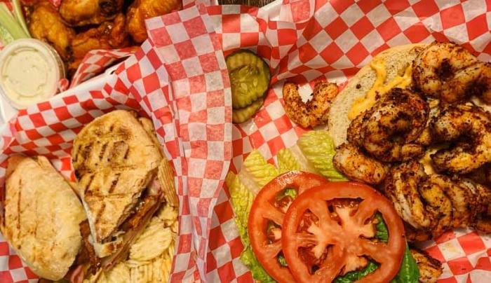 Hobo's 281 Grill | Cortland, NY 13045