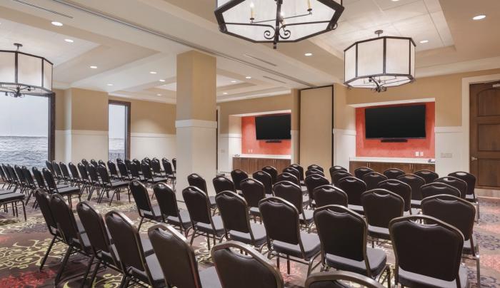 Hilton Garden Inn Rochester Downtown | Rochester, NY 14604