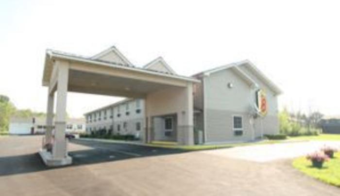 Super 8 Pulaski | Pulaski, NY 13142
