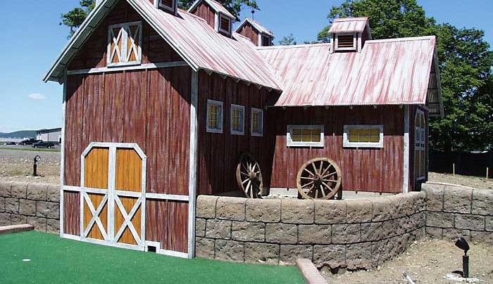 Barnyard Swing Mini Golf & Family Fun Center | Cooperstown, NY 13326