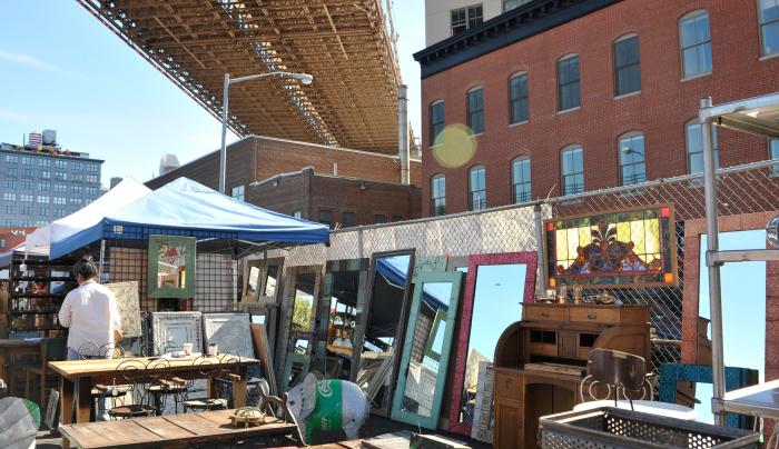 Brooklyn Flea | Brooklyn, NY 11238