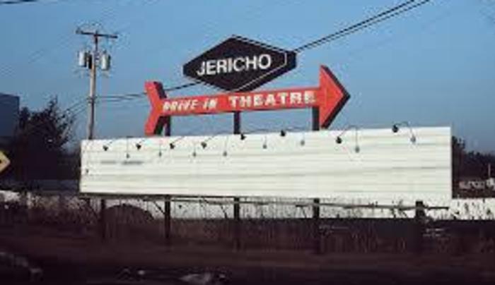 Jericho Drive-In Theatre | Glenmont, NY 12077