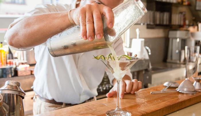 Ovelia Psistaria Bar | Queens, NY 11103