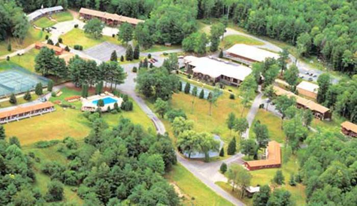 Roaring Brook Ranch Resort | Lake George, NY 12845