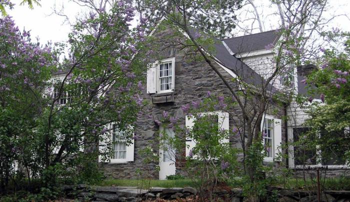 Top Cottage | Hyde Park, NY 12538