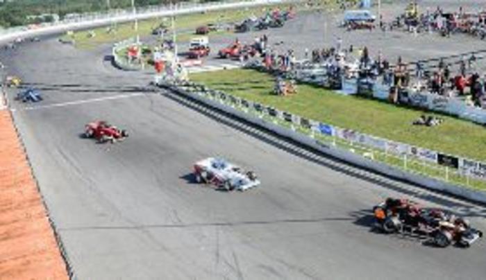 Oswego Speedway | Oswego, NY 13126