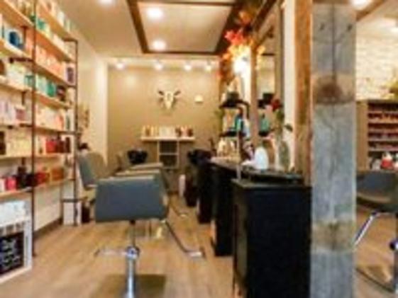 Golden Roots Salon