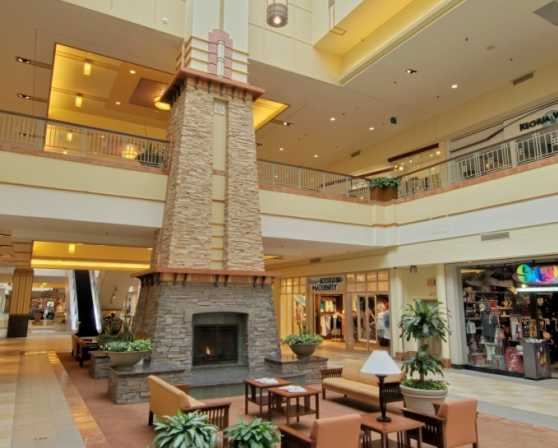 Colonie Center Mall