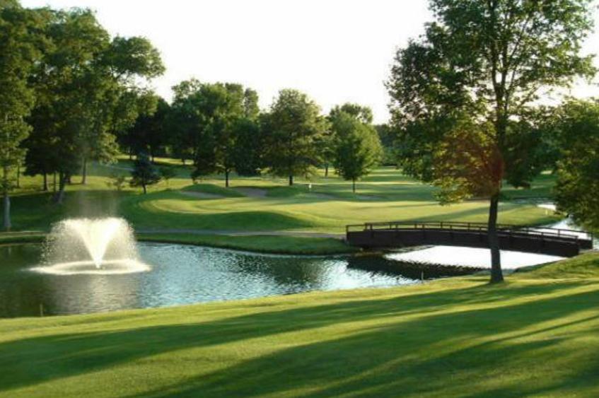 Lake Forest Country Club | Lake Saint Louis, MO 63367