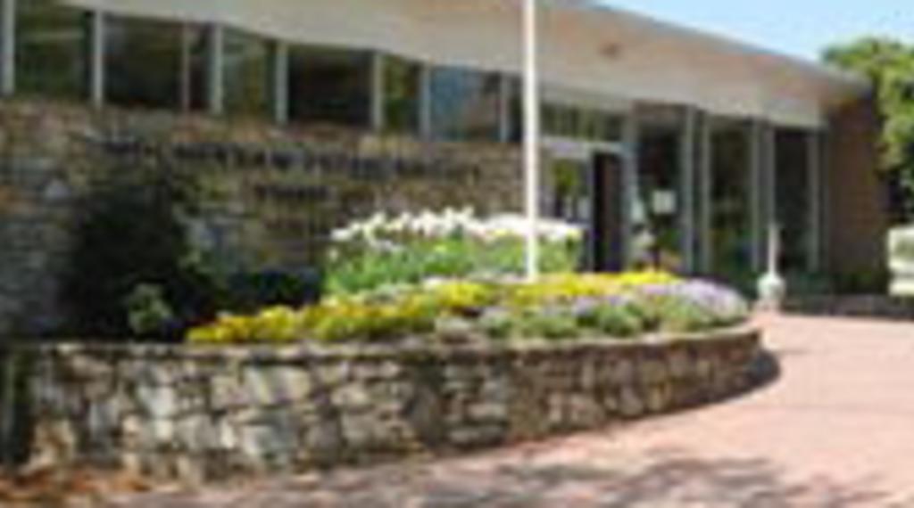Mooneyham Public Library