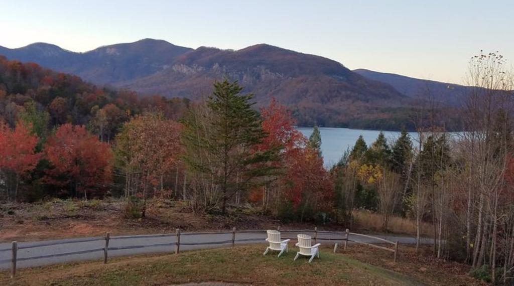 Spruill's Mountain View Hideaway