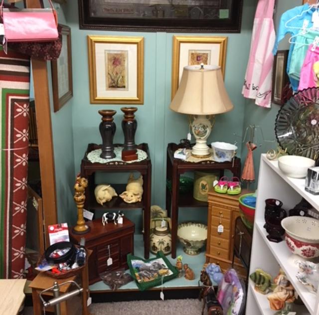 Cleo's Closet and More Decor