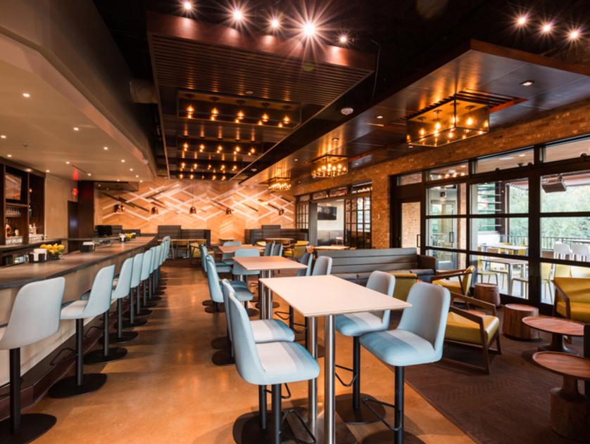 Hungry's Rice Village | Restaurants in Houston, TX 77005