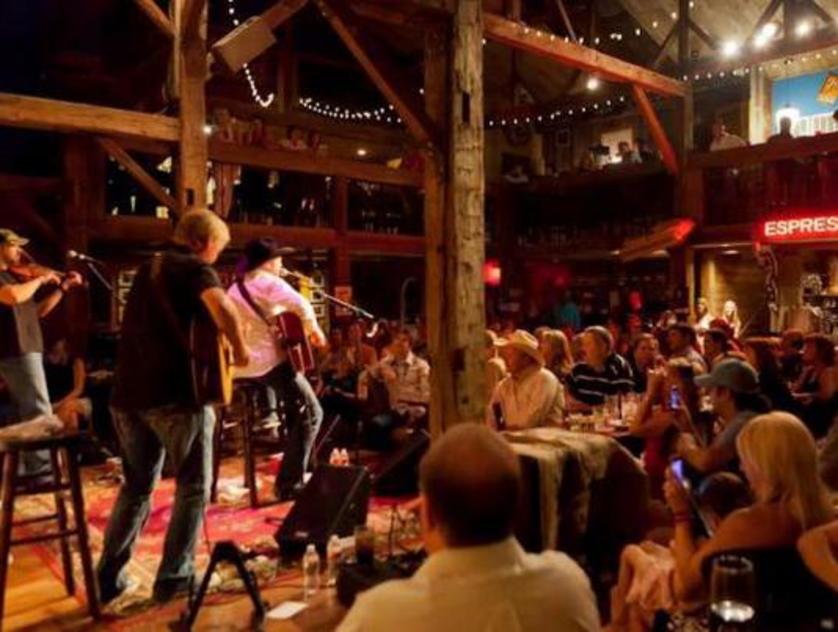 Dosey Doe | Nightlife in Houston, TX 77380