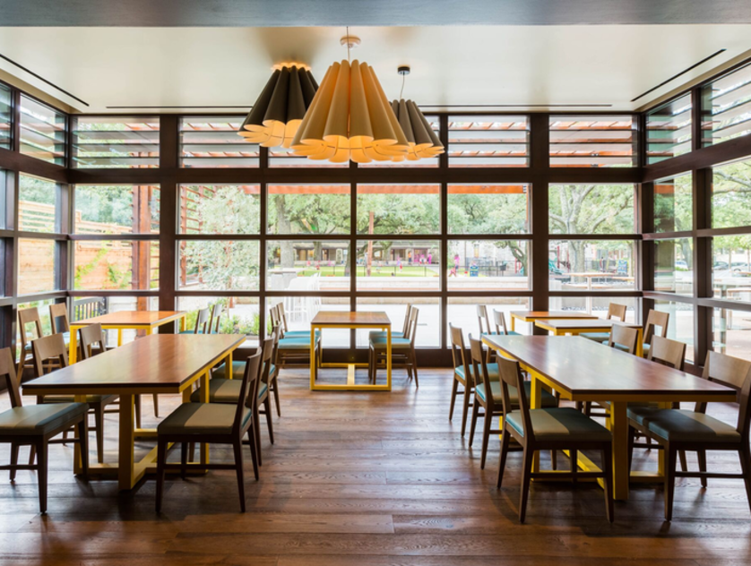 Hungry's Rice Village | Restaurants in Houston, TX 77005