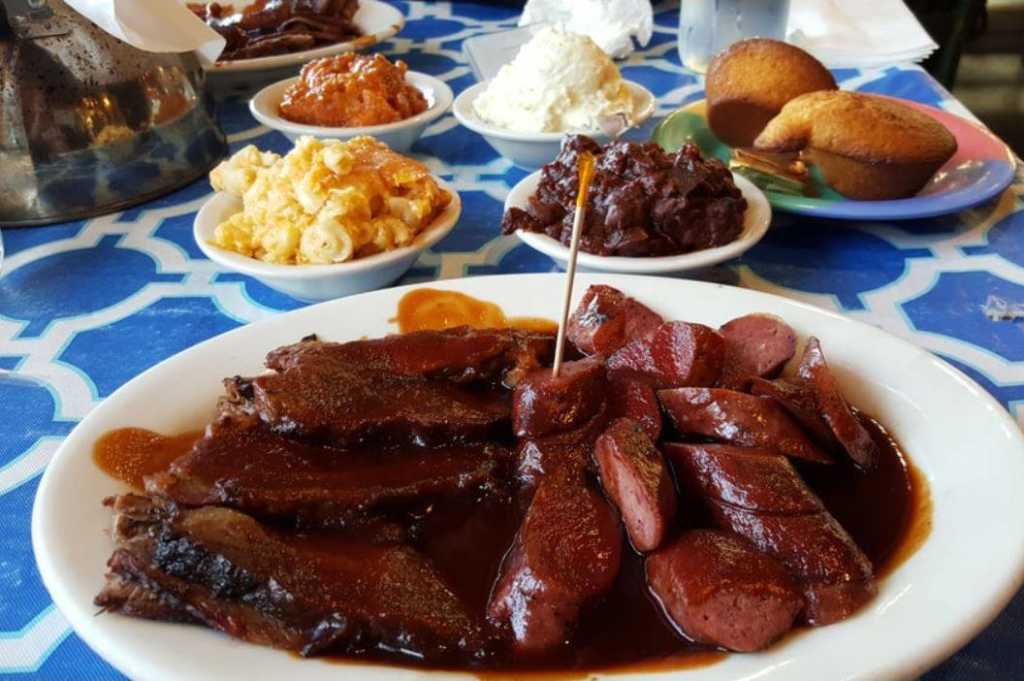 Everett & Jones Barbeque