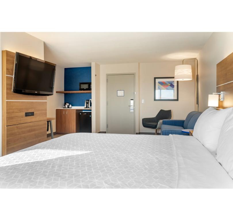 Holiday Inn Express Albuquerque Midtown