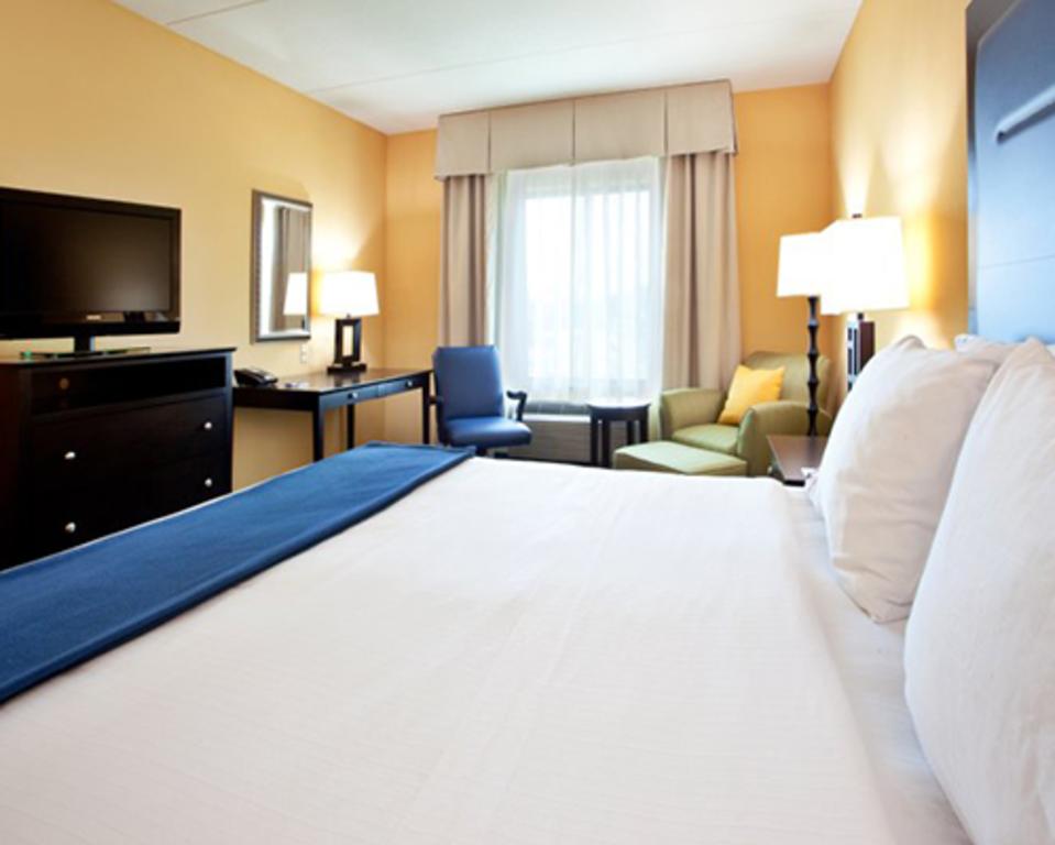 Holiday Inn Express Hotel & Suites Wilmington-Newark | Newark, DE 19713