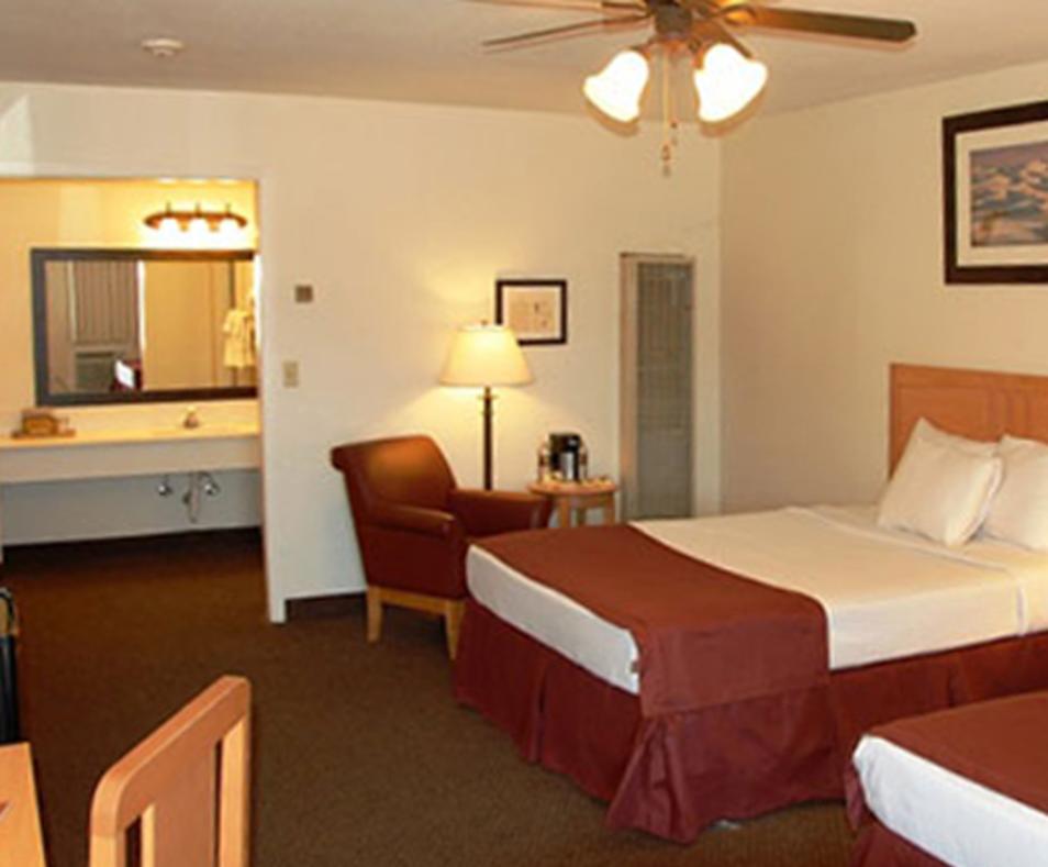 Stovepipe Wells Village Hotel