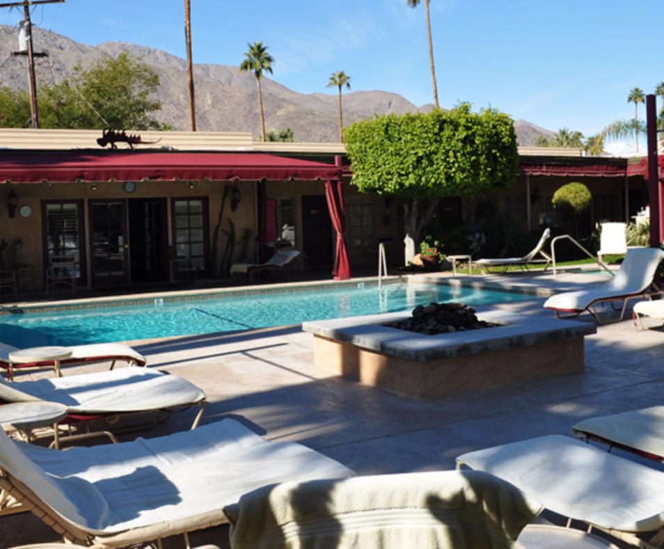 Desert Paradise Resort Hotel