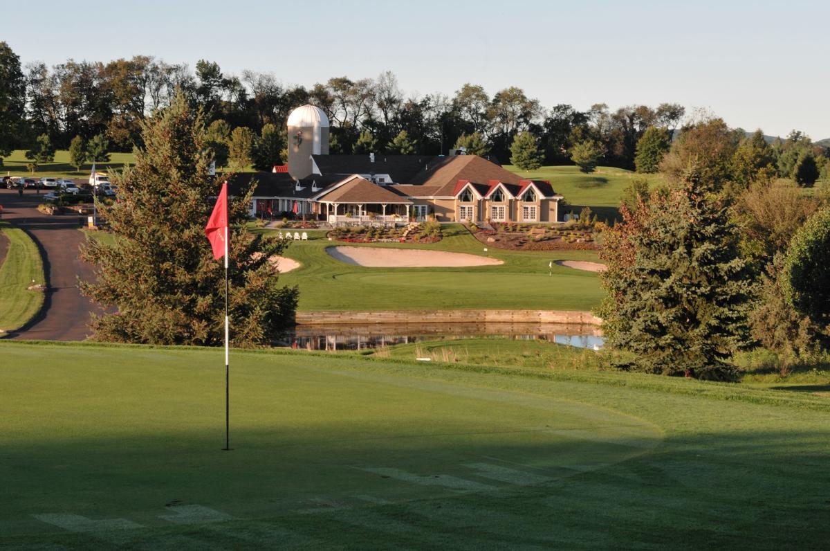 Destination Montco Golf - Country Club Dining