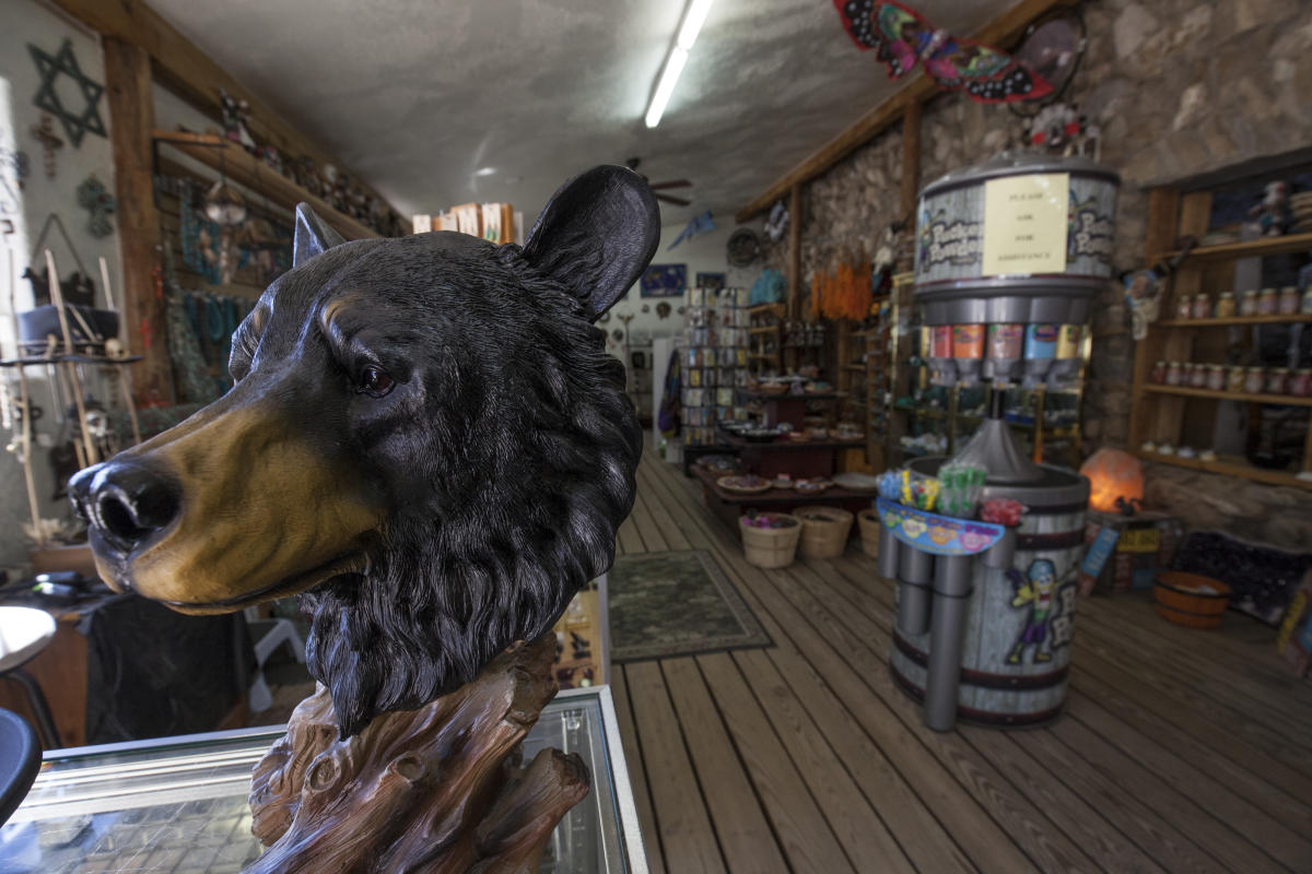 A Hole in the Wall, Literally - A Stop at Fox Cave