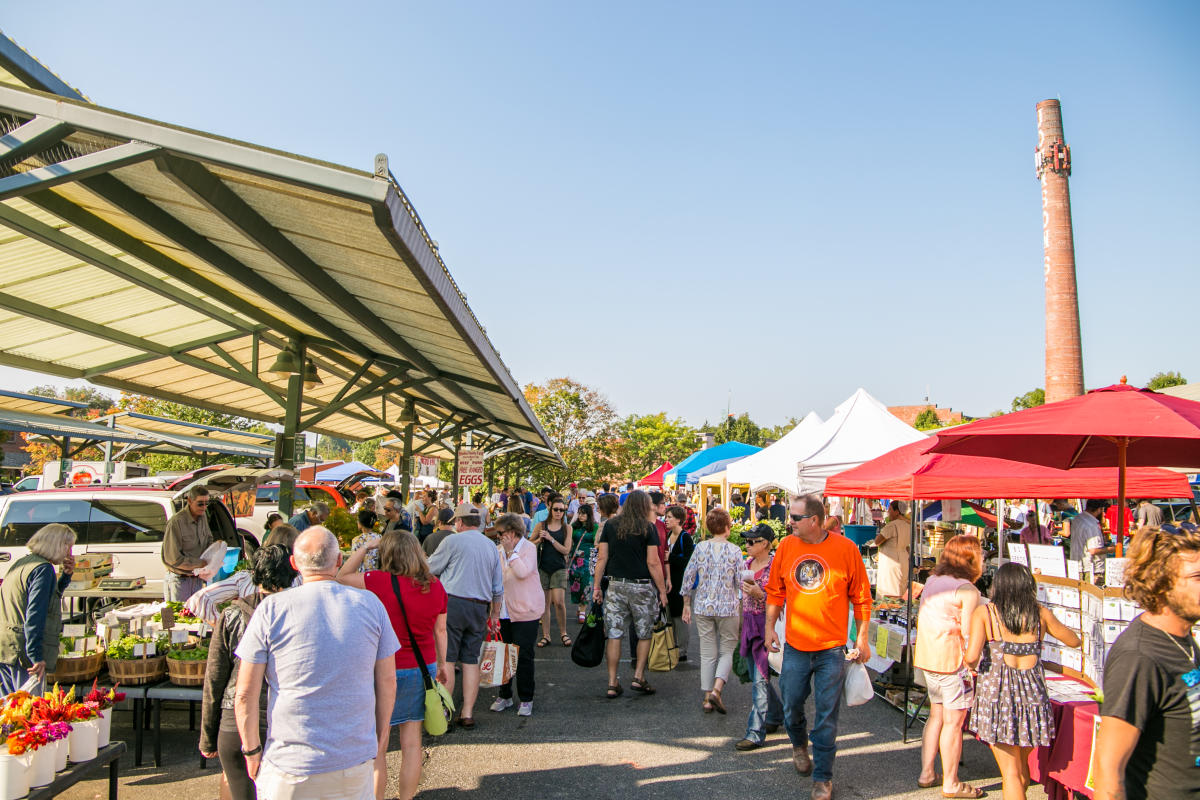 Bloomington, IN Farmers Markets | Locally Grown & Sources Goods